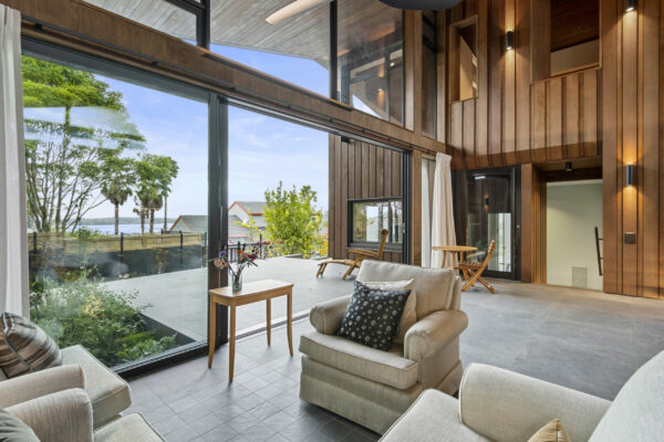 J.R. Hosking wins Surpreme House of the Year - Times