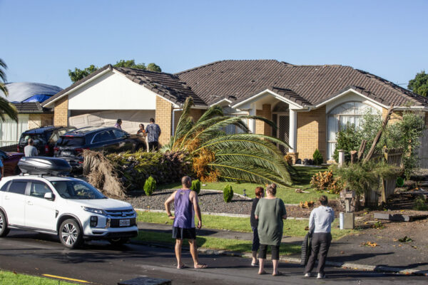 Looters chased from tornado-damaged house - Times